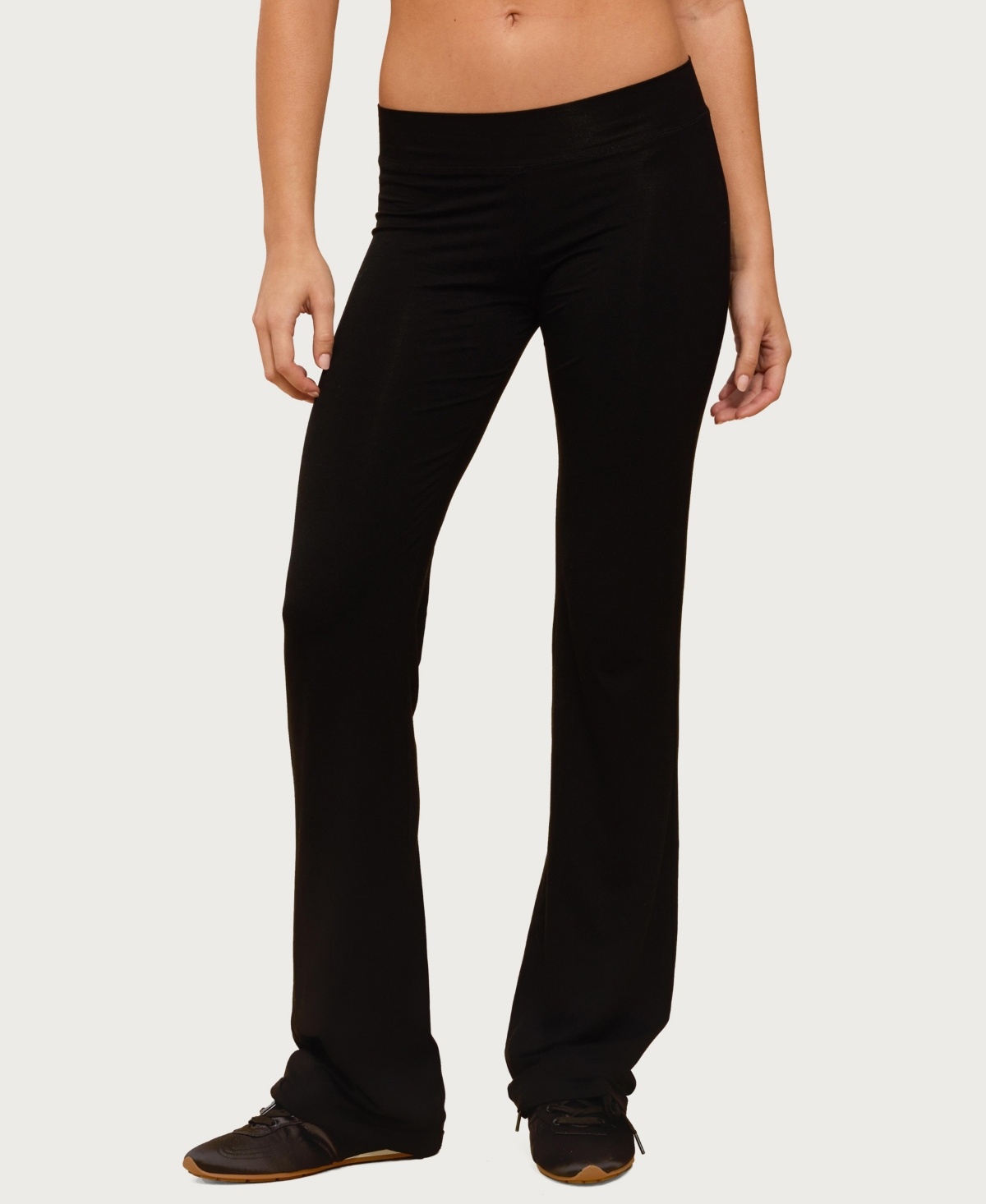 Click here for Edikted Womens Callan Flared Pants - Black prices