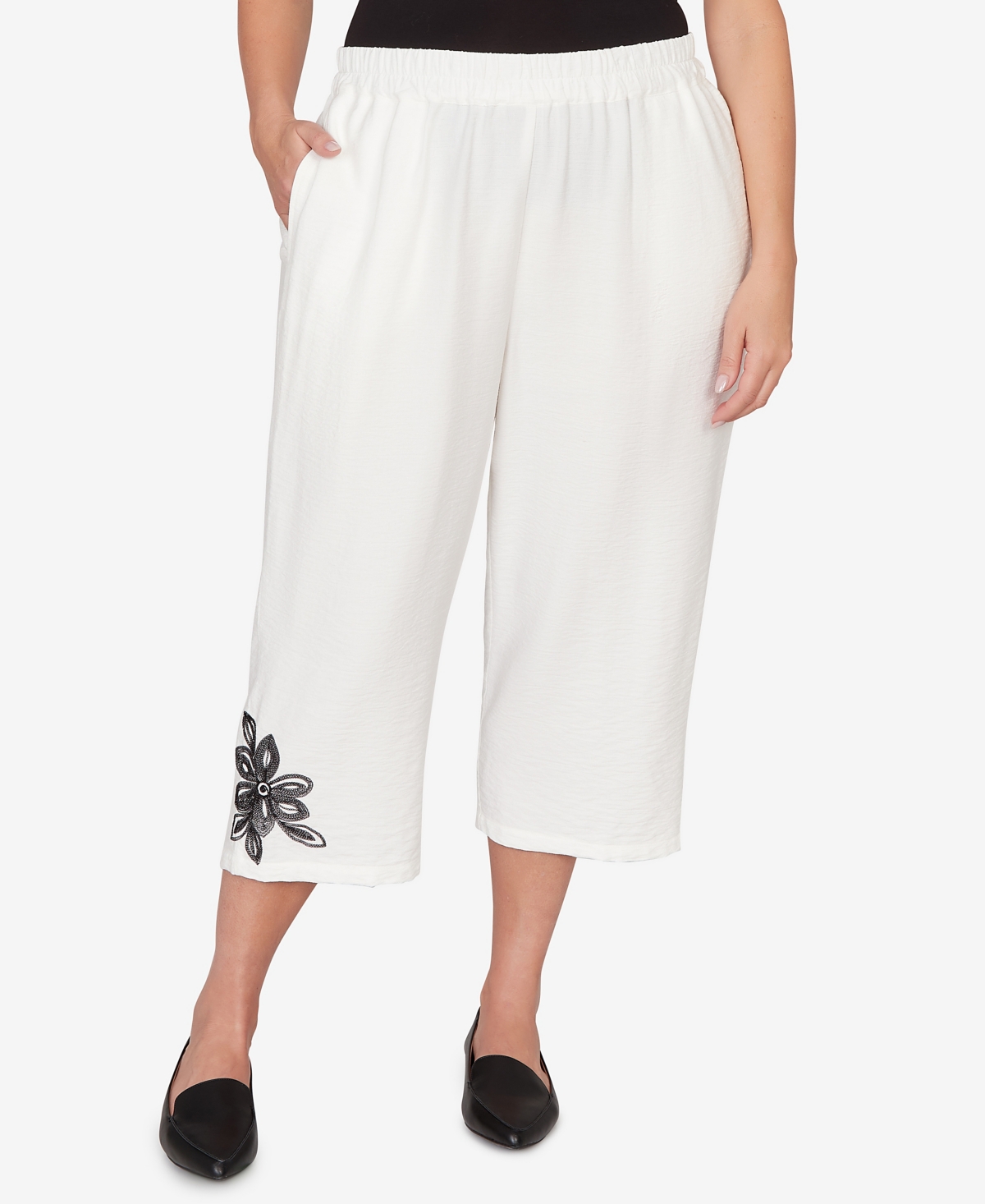 Click here for Alfred Dunner Plus Size Crowd Pleaser Floral Embro... prices