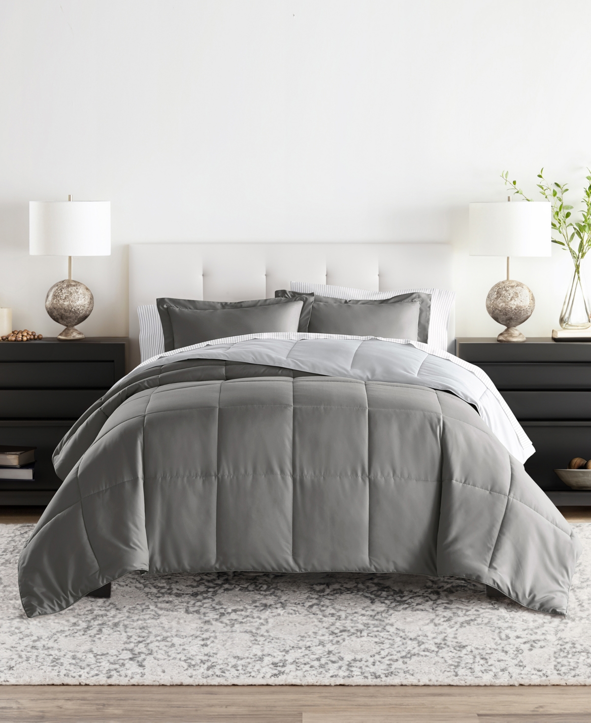 Click here for ienjoy Home Bedding Bundle Reversible Pattern 7-Pi... prices