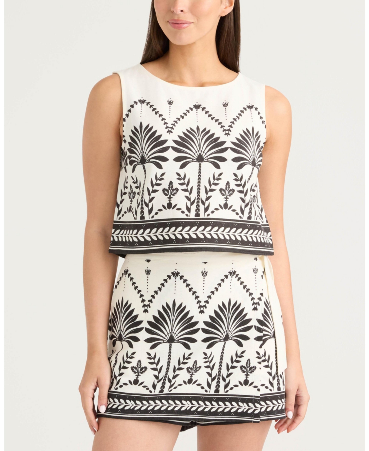 Click here for Ellen Tracy Womens Border Print Sleeveless Top - B... prices