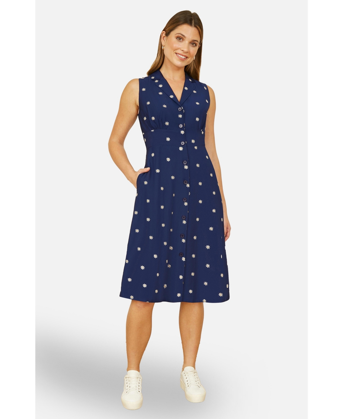 Click here for Yumi Womens Daisy Print Sleeveless Shirt Dress - N... prices