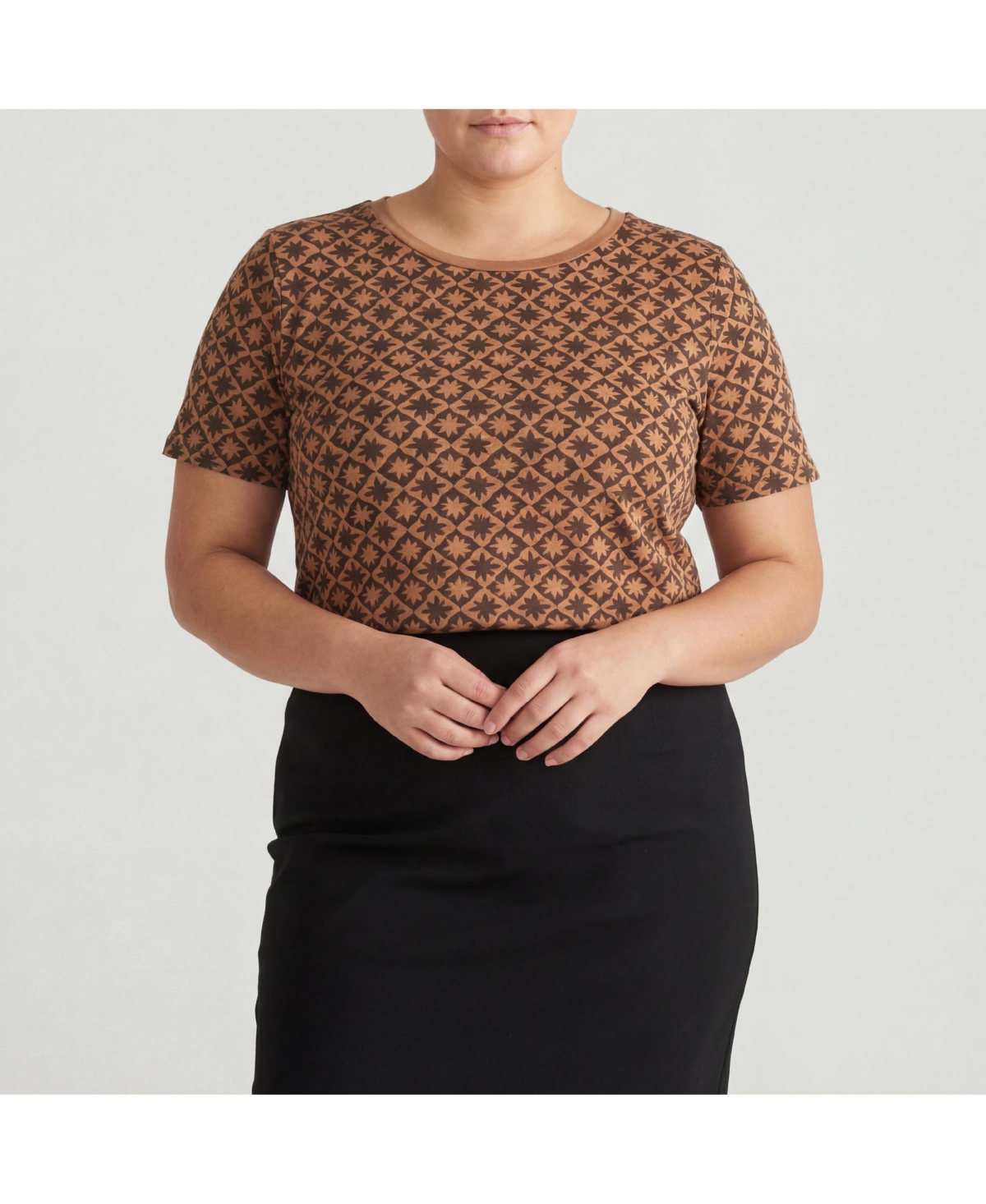 Click here for Universal Standard Womens Plus Size Tee Rex - Brow... prices