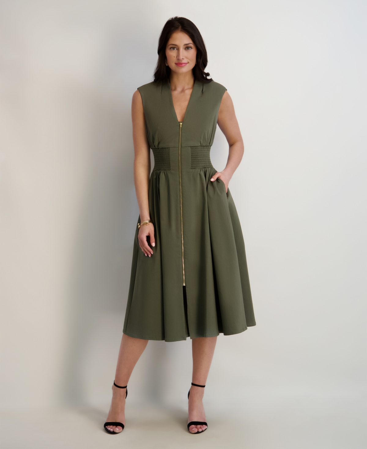 Click here for kensie Womens Sleeveless V-Neck Zip-Front Maxi Dre... prices