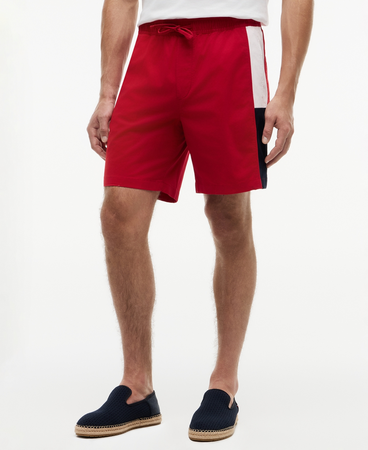 Click here for Tommy Hilfiger Mens Dover Poplin Logo Shorts - Med... prices