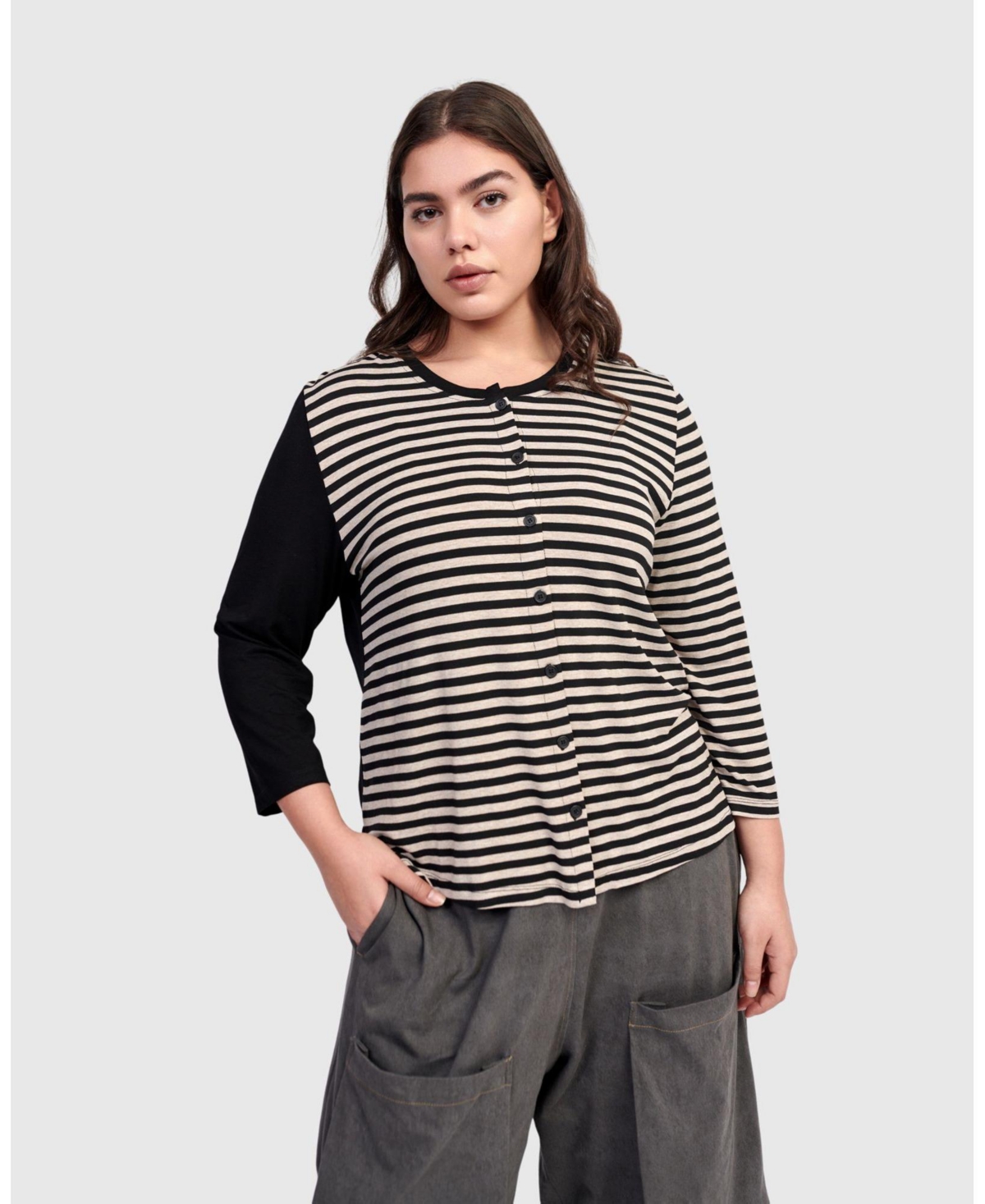 Click here for Alembika Womens Urban Vancouver Crew Cardigan - Bl... prices