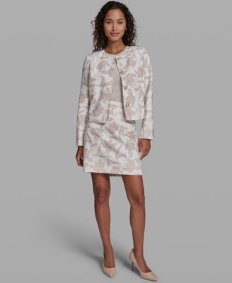 Click here for Karl Lagerfeld Paris Womens Cropped Woven Jacket C... prices