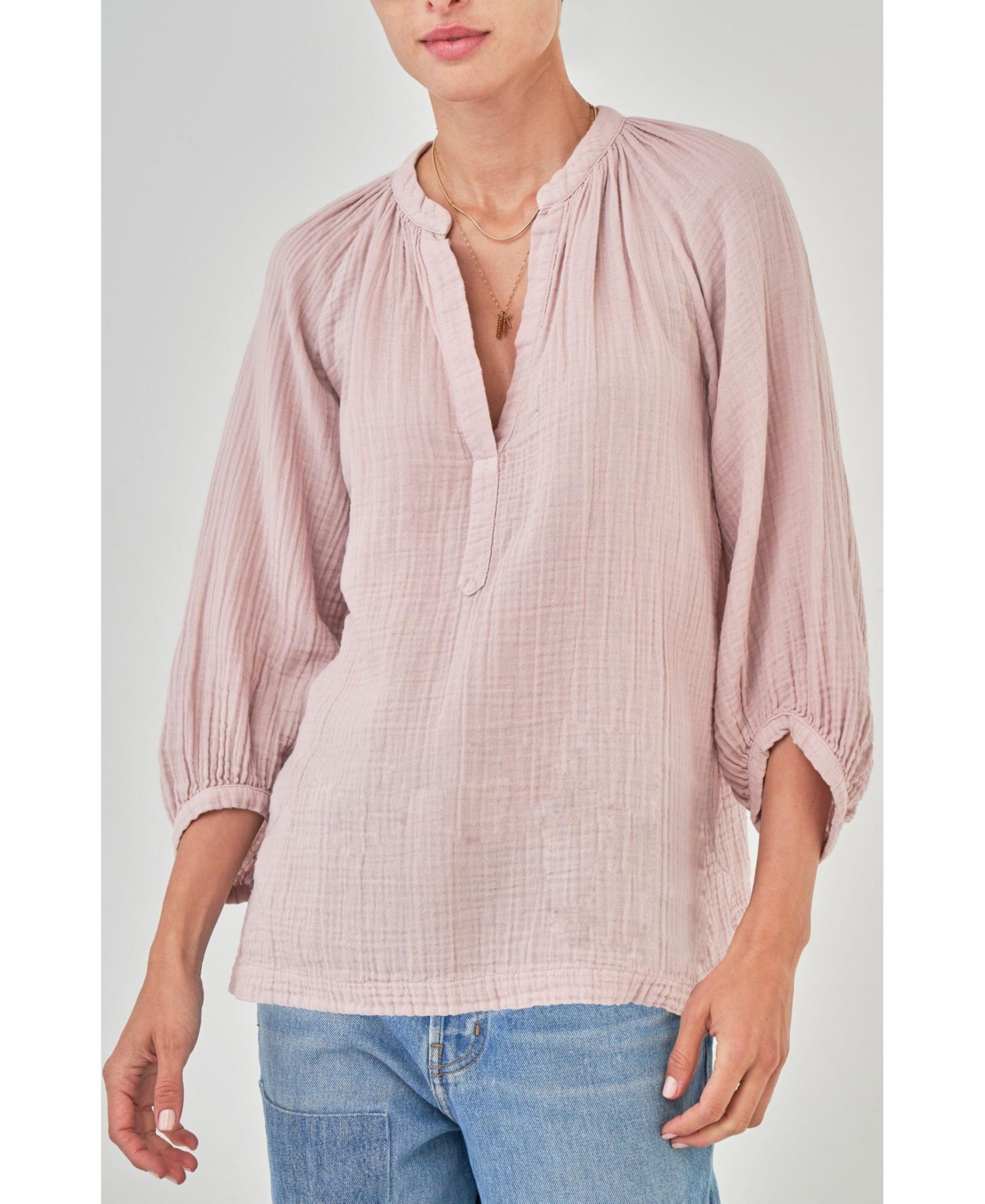 Click here for Ocean+Main Womens Ocean+Main Gauze Top - Shell pin... prices