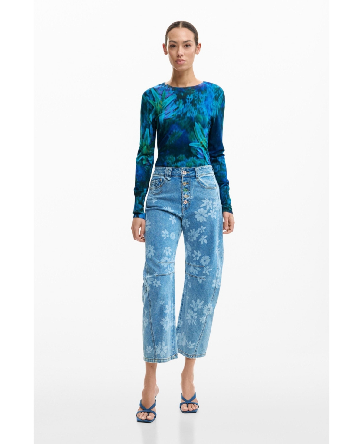 Click here for Desigual Womens Floral jeans - Medium blue prices