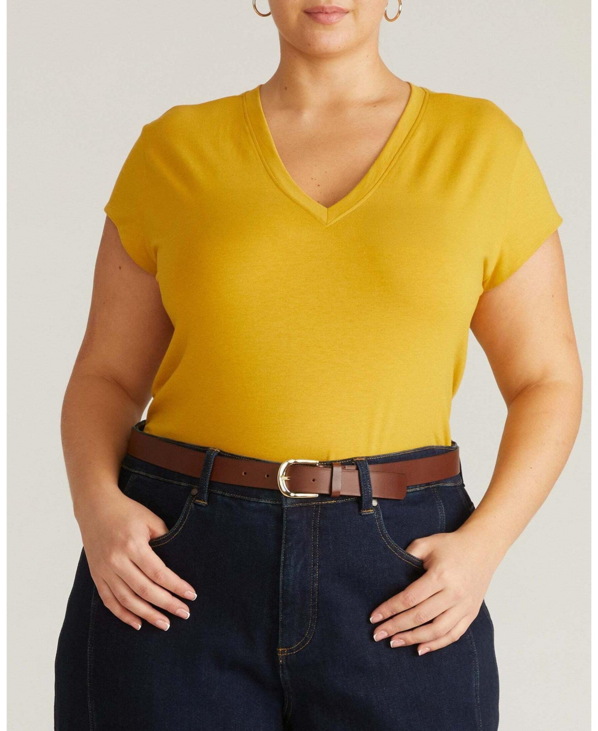 Click here for Universal Standard Plus Size Ashley V Neck Cap Sle... prices