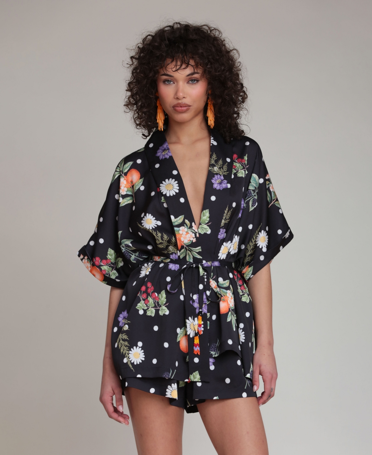 Click here for Avec Les Filles Womens Printed Drop Shoulder Kimon... prices