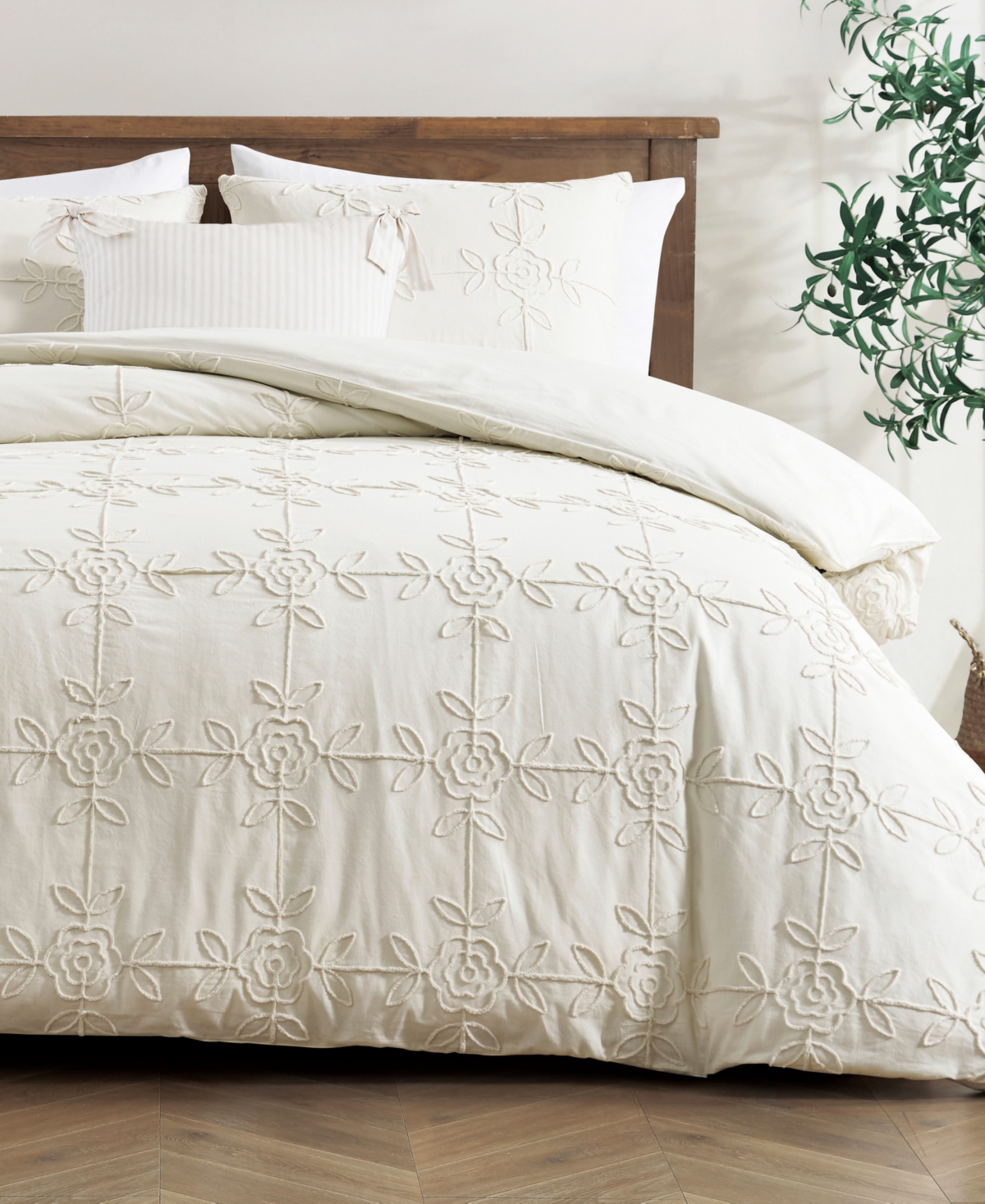Click here for Peri Home Trellis Rose 3-Piece Comforter Set  Full... prices