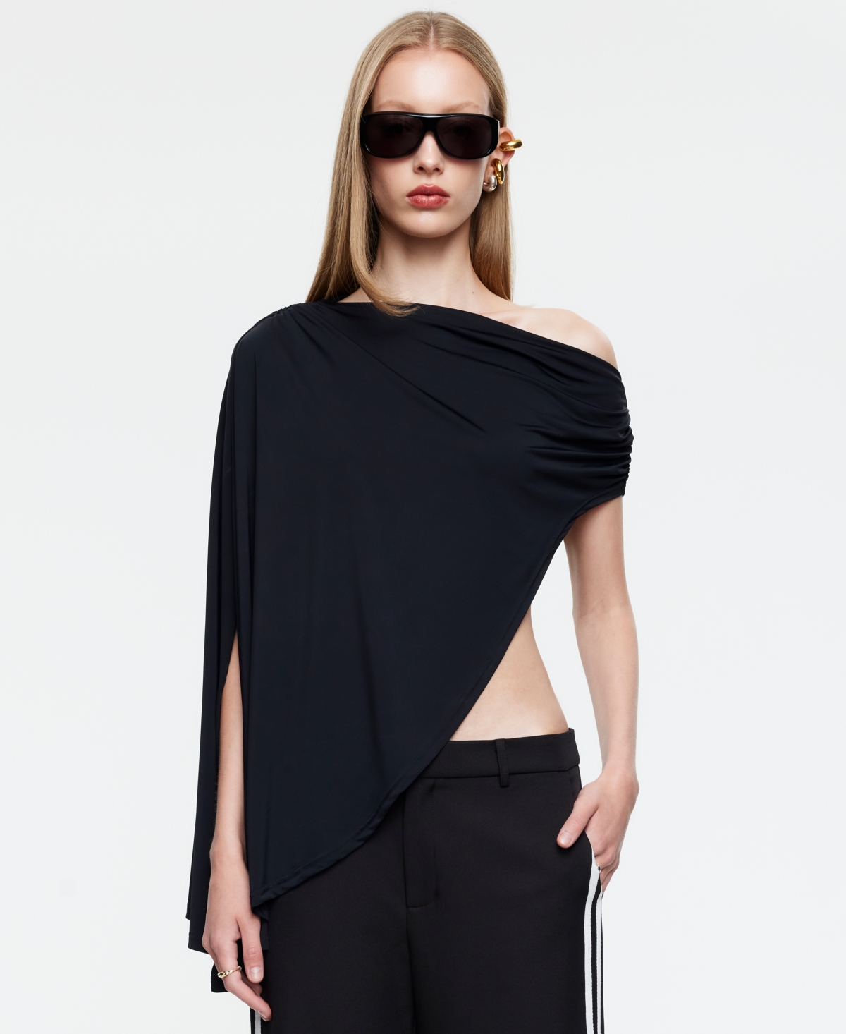 Click here for Lioness Womens Reborn Pull-On Poncho Sweater - Noi... prices