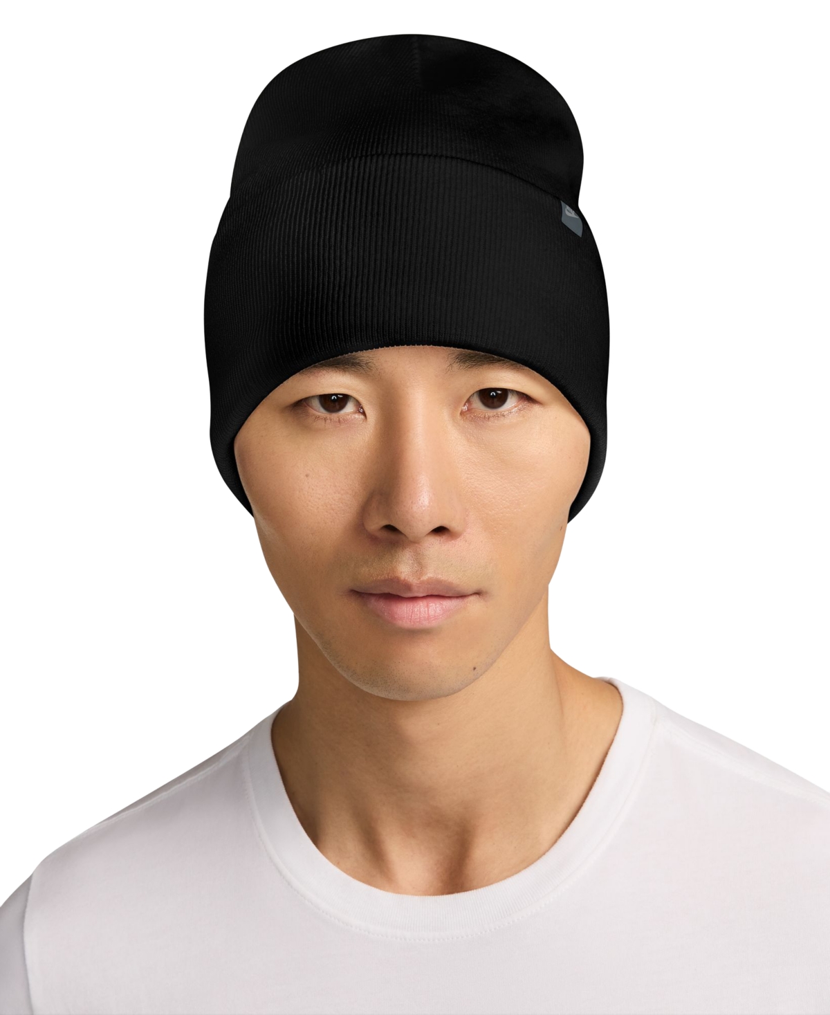 Click here for Nike Mens Peak Beanie - Black/White prices
