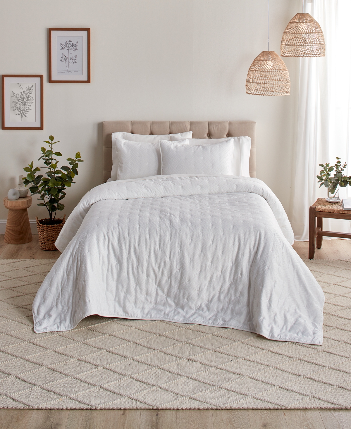 Click here for Anne Klein Torringford Jacquard 2-Piece Quilt Set... prices