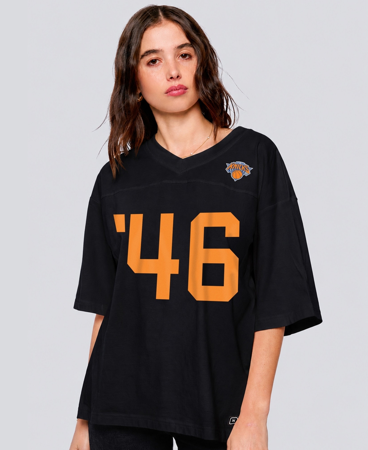 Click here for Hype And Vice Womens Black New York Knicks Oversiz... prices