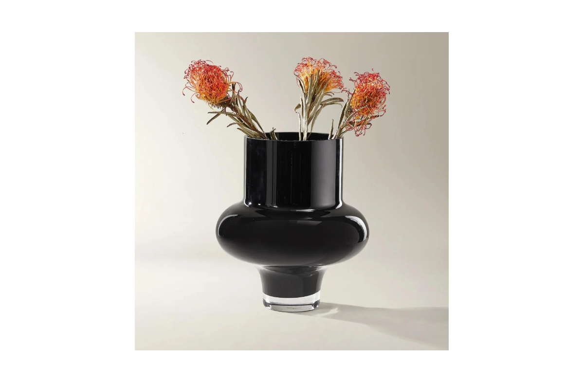 Click here for Z Gallerie Kors Glass Vase - Black prices