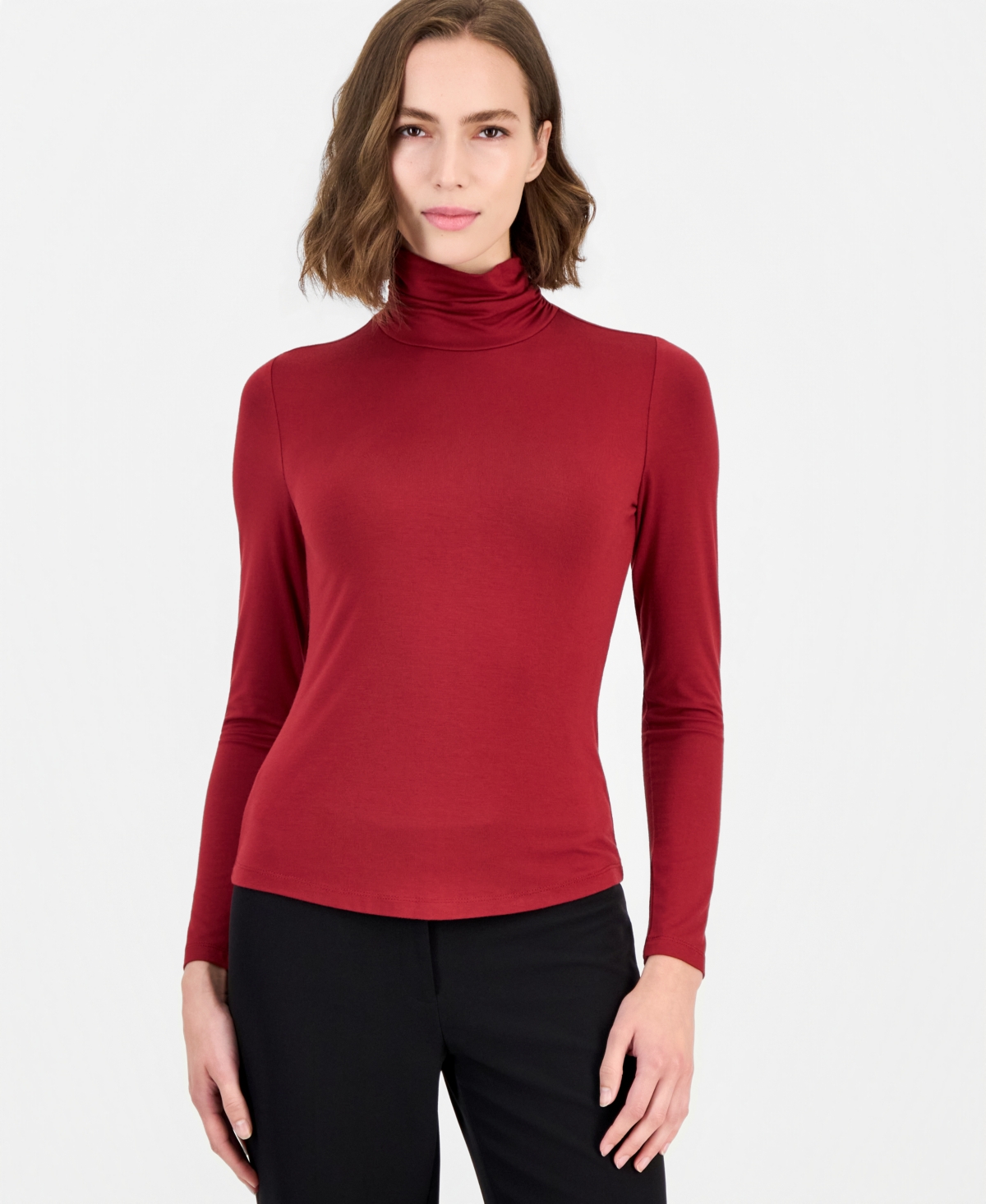 Click here for T Tahari Womens Long-Sleeve Shirred Turtleneck Top... prices