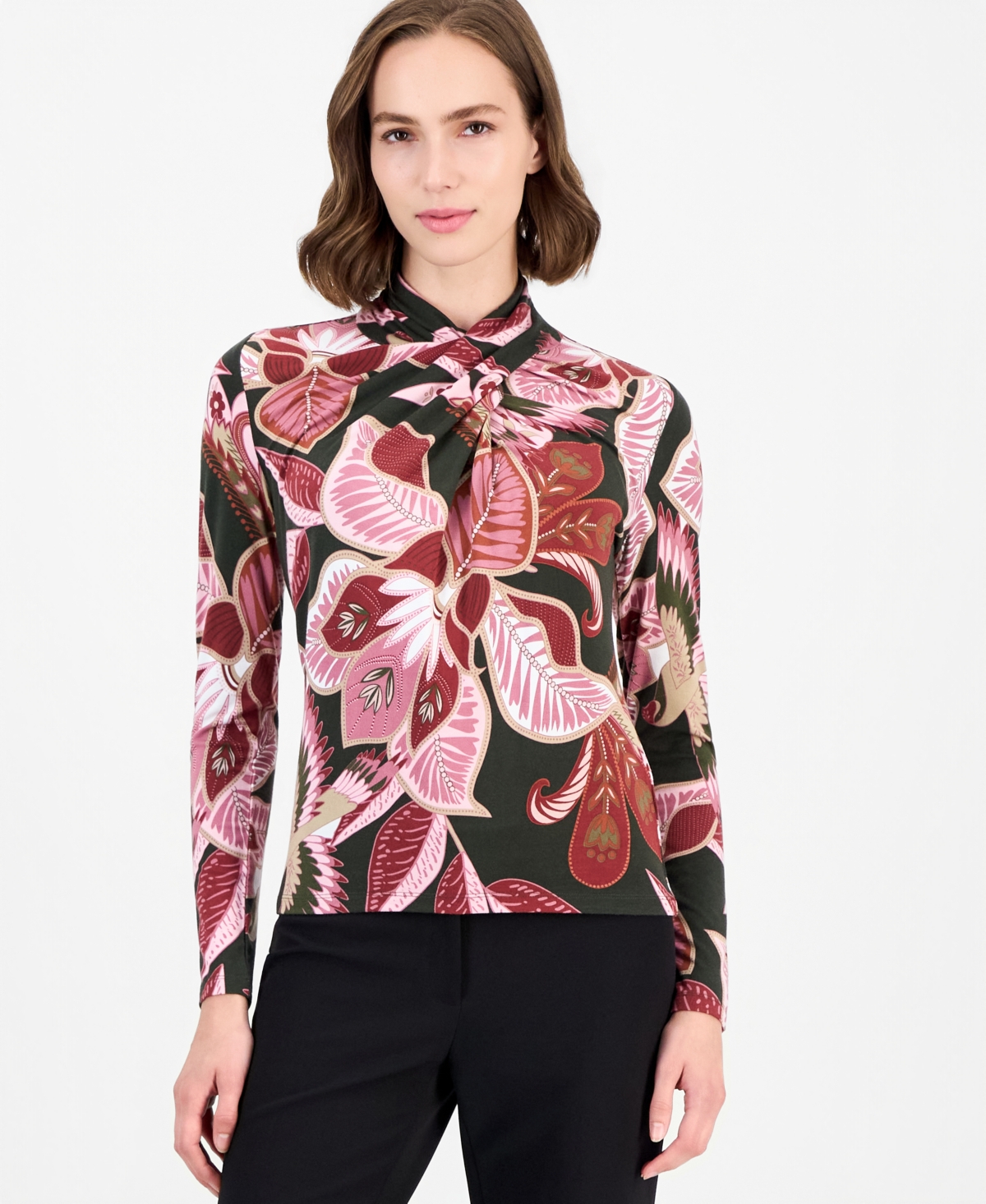 Click here for T Tahari Womens Long-Sleeve Shirred Turtleneck Top... prices
