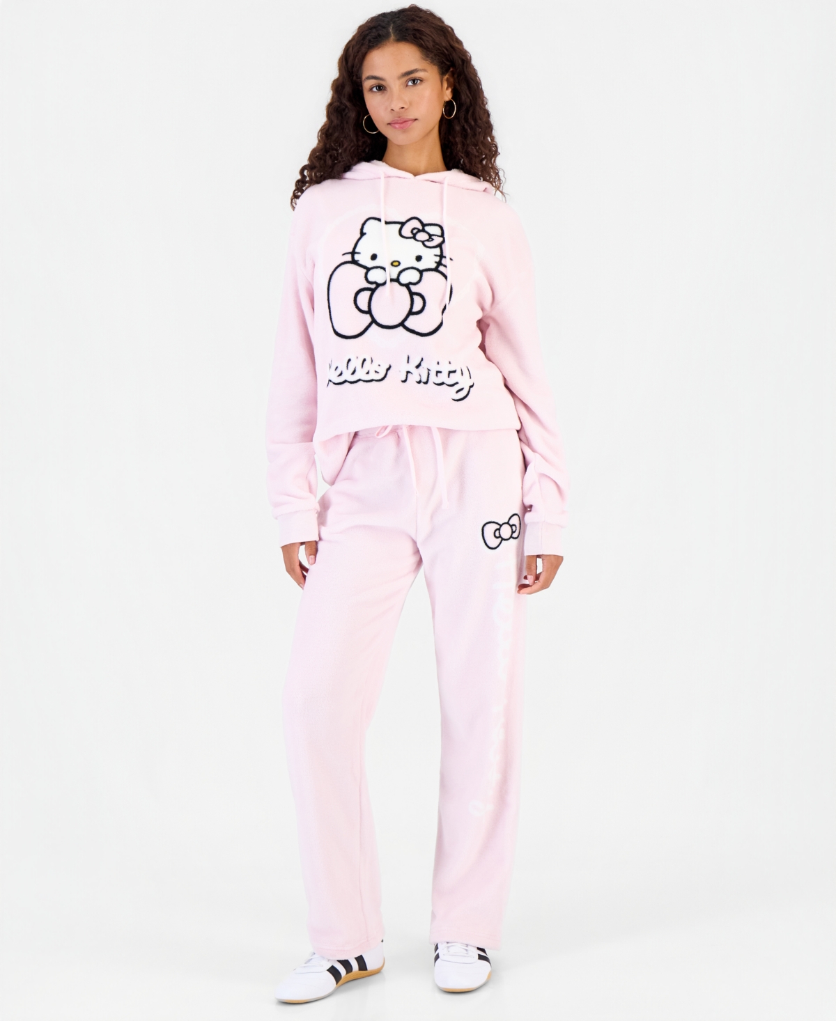 Click here for Sanrio Juniors Hk Woobie Fleece Wide-Leg Pants - B... prices