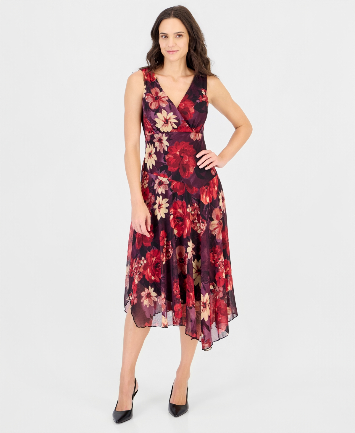 Click here for Connected Womens Floral Asymmetrical Dress - BERRY prices