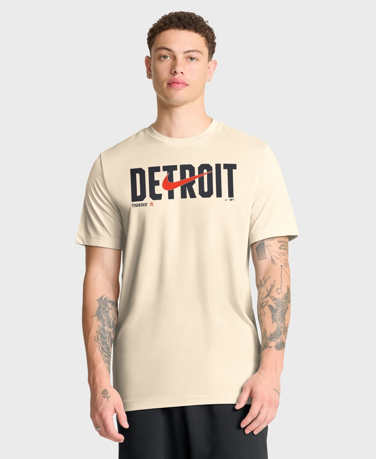 Click here for Nike Mens Cream Detroit Tigers Swoosh Legend Dri-f... prices