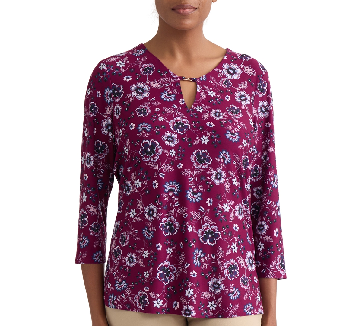 Click here for Jones New York Petite Floral V-Neck 3/4-Sleeve Blo... prices
