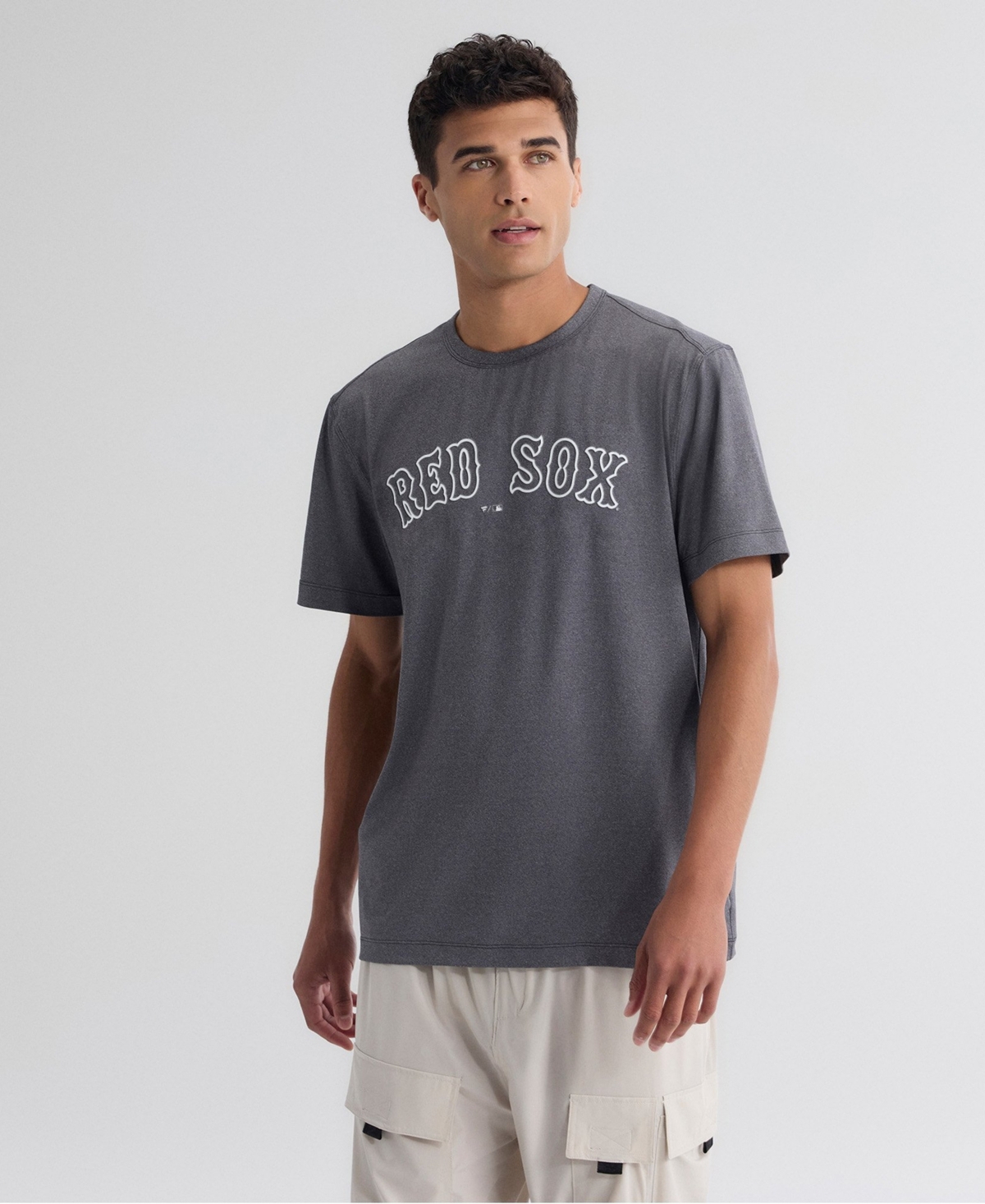 Click here for Fanatics Mens Charcoal Boston Red Sox Clutch Winni... prices
