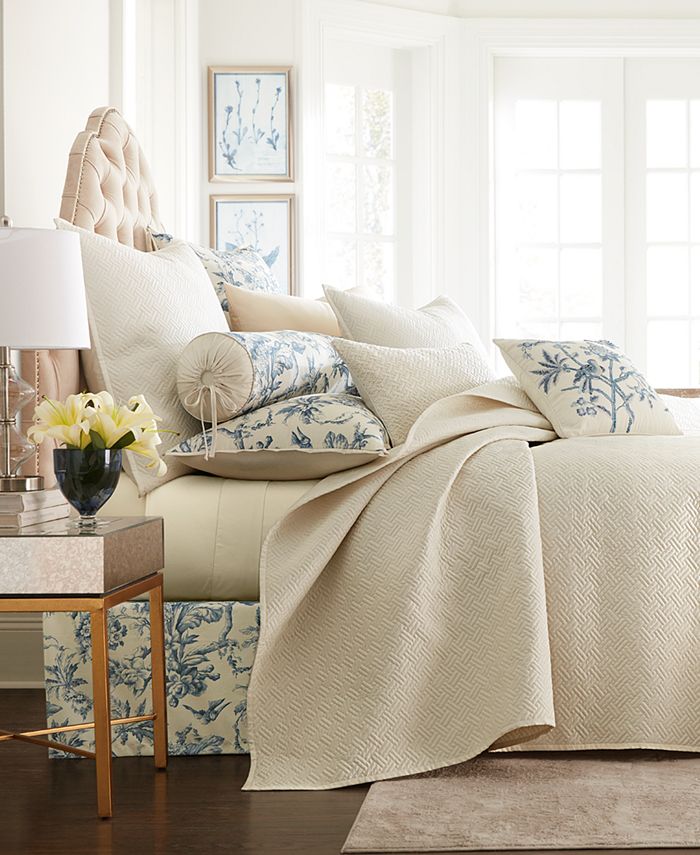 Hotel Collection CLOSEOUT! Classic Botanical Toile Full/Queen Coverlet ...