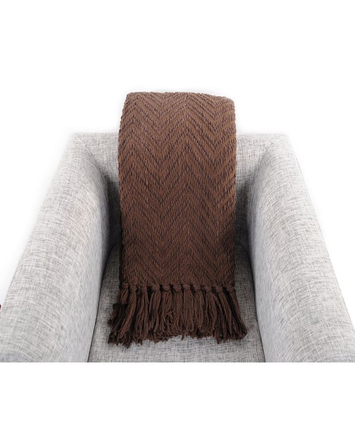 Battilo Knit Zig Zag Textured Woven Micro Chenille Throw & Reviews ...
