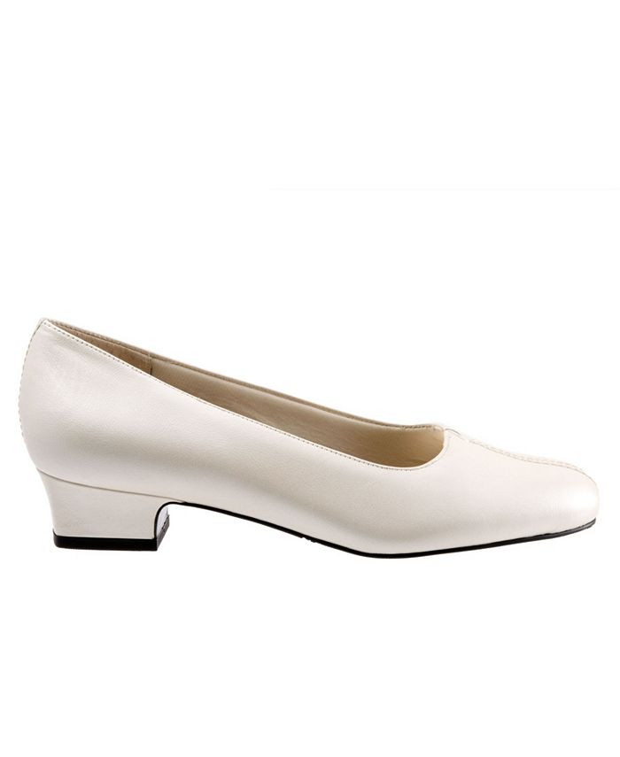 Trotters Doris Pump - Macy's