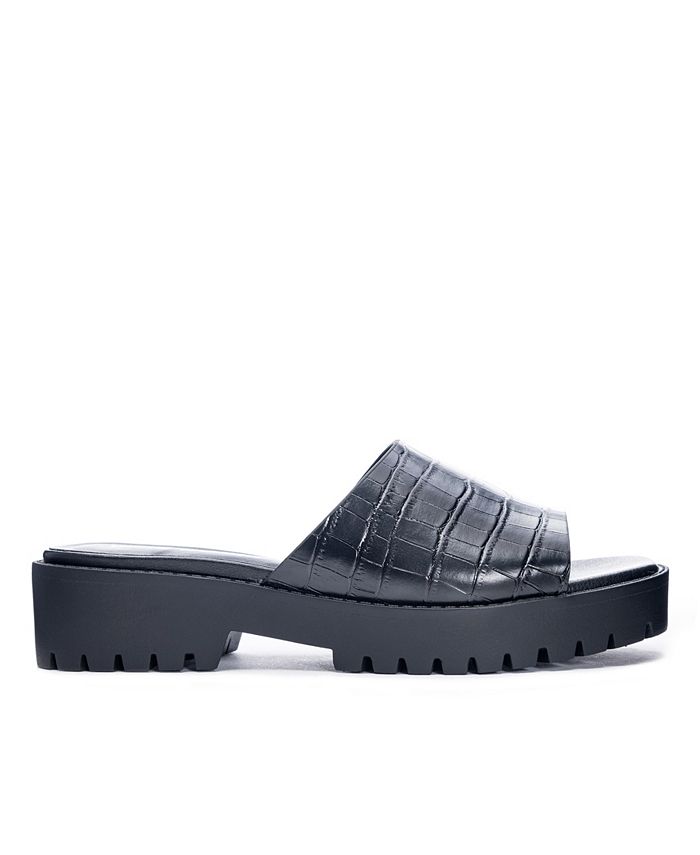 Dirty Laundry Women's Respect Lug Sole Slide Flat Sandals - Macy's