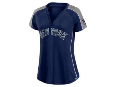 Majestic Women's New York Yankees League Diva T-Shirt - Macy's