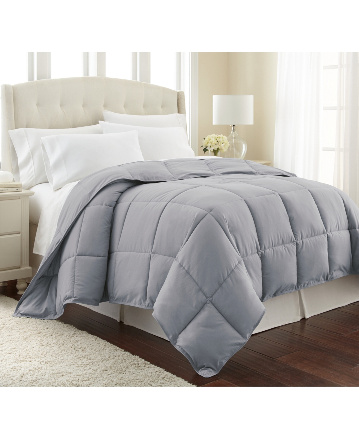 Click here for Southshore Fine Linens Premium Down Alternative Co... prices