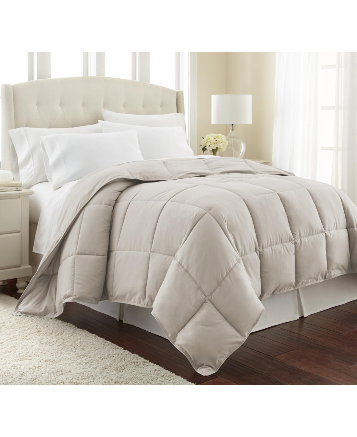 Click here for Southshore Fine Linens Premium Down Alternative Co... prices
