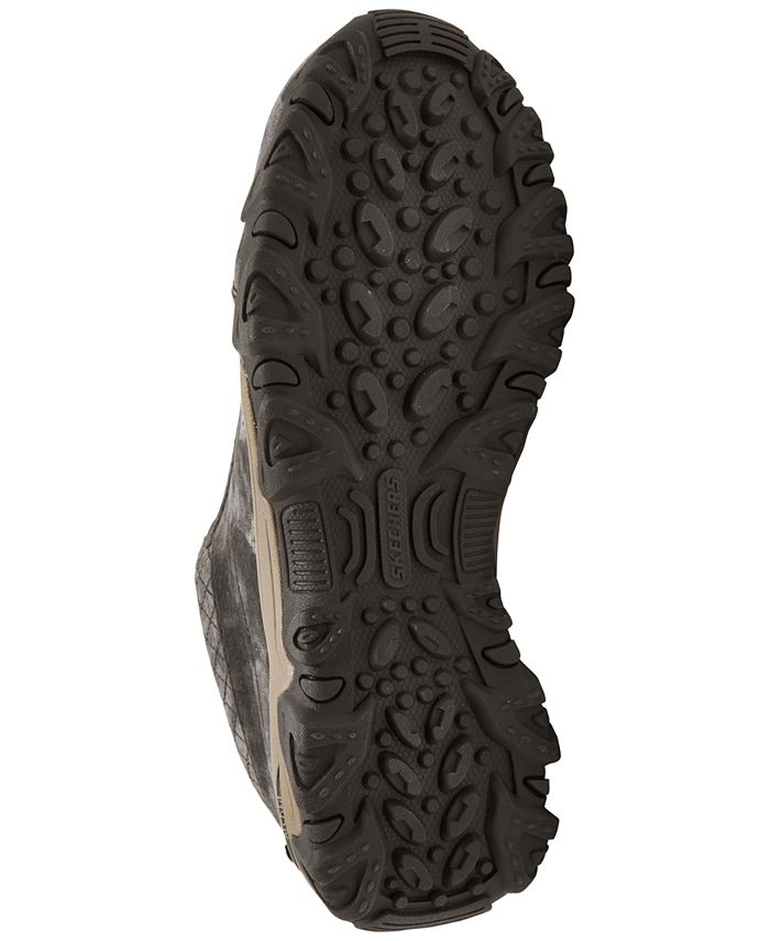 Skechers Women's Relaxed Arch Fit Compulsions - Mementos Casual Trail ...