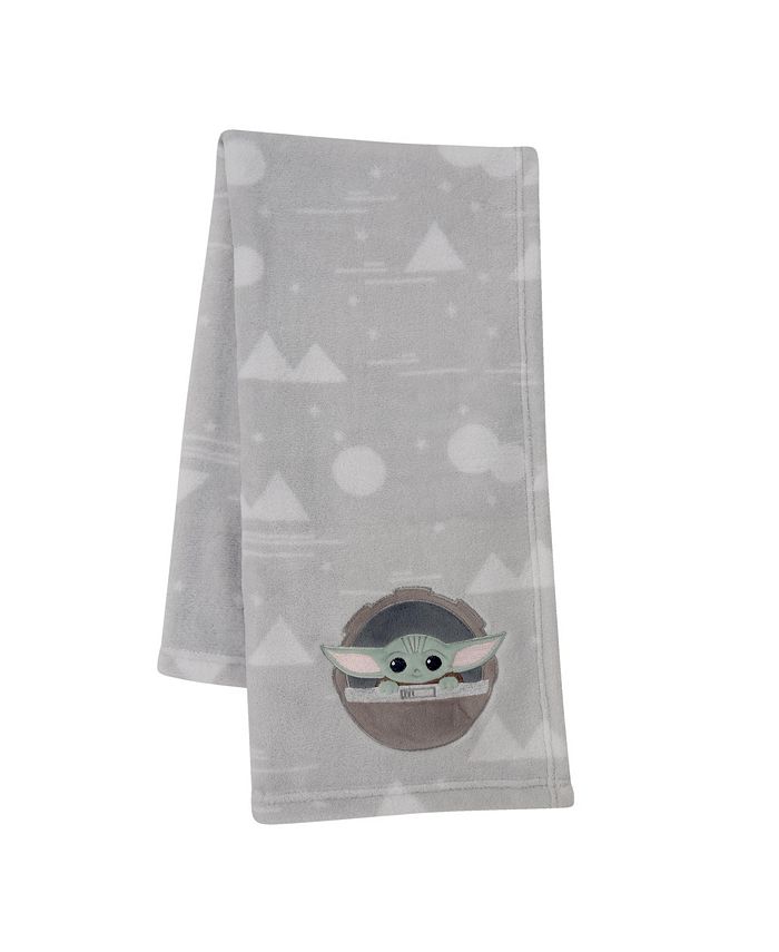 Lambs & Ivy Star Wars Mandalorian The Child/Baby Yoda Gray Fleece Baby ...