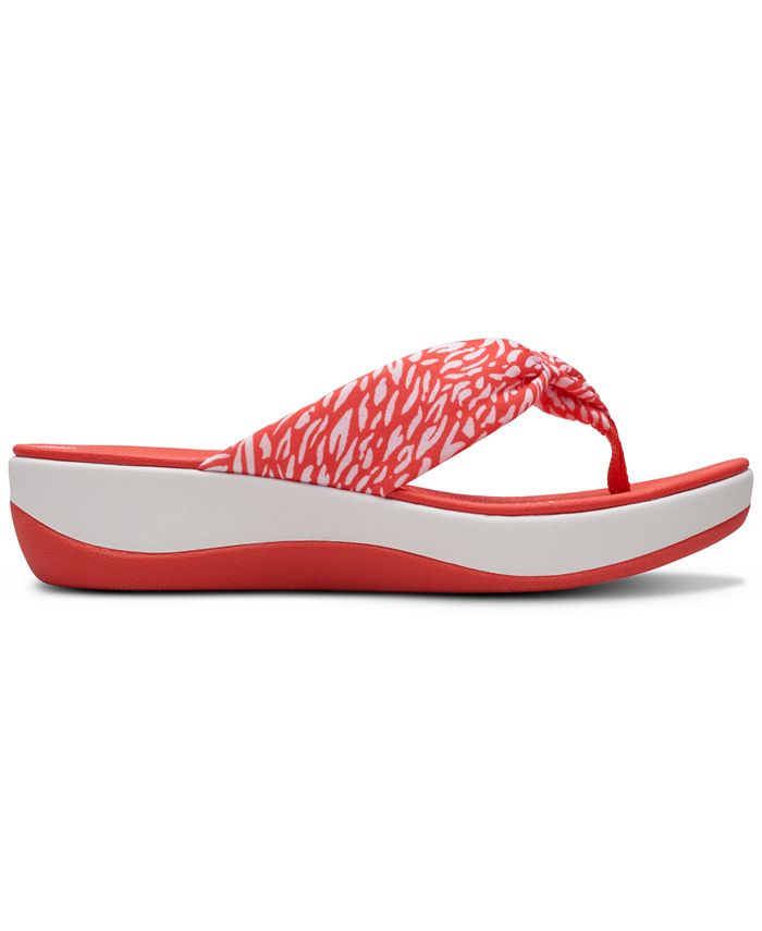 Clarks Women's Arla Glison Printed Fabric Flip-Flop Sandals - Macy's