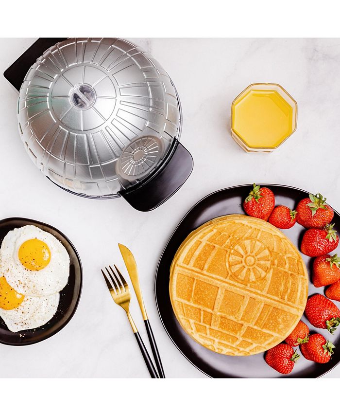 Uncanny Brands Star Wars Death Star Waffle Maker - Death Star on Your ...