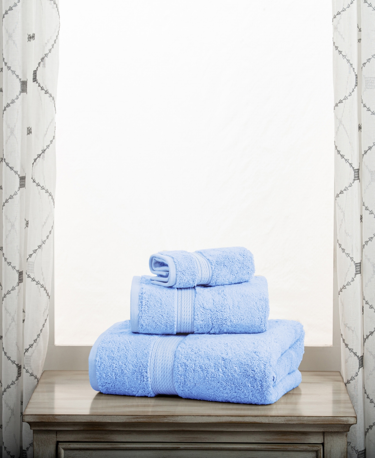 Click here for Superior 100 Egyptian Cotton 3-Pc Towel Set - Ligh... prices