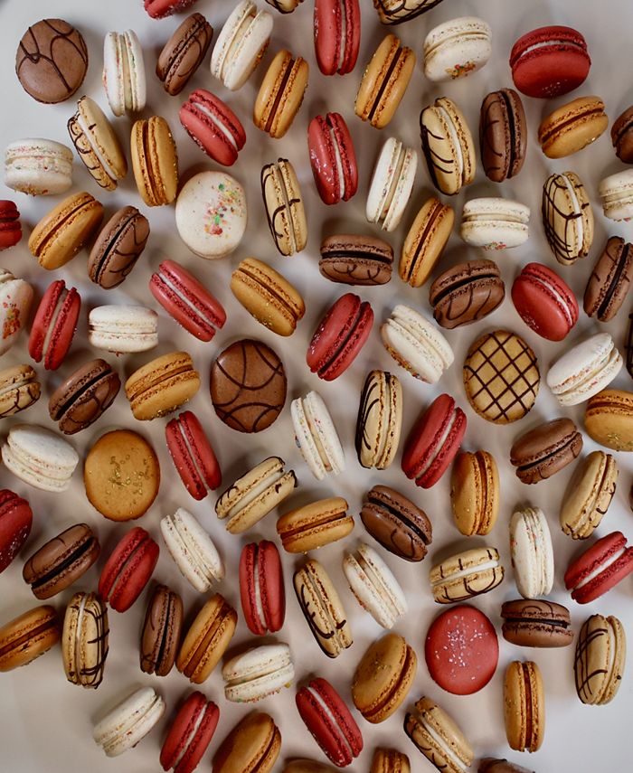 Savor Patisserie The Best Sellers Collection French Macarons, 20 Count ...