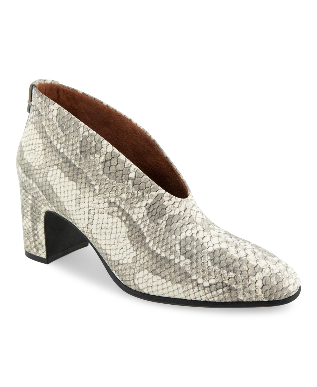 Click here for Aerosoles Womens Maud Pointed Toe Shooties - Multi... prices
