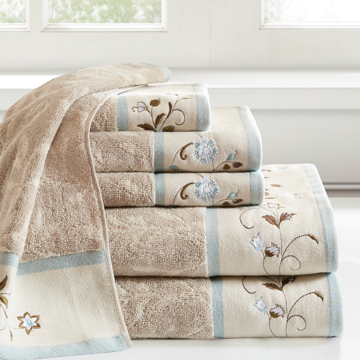 Click here for Embroidered Cotton Jacquard 6 Piece Towel Set - Bl... prices
