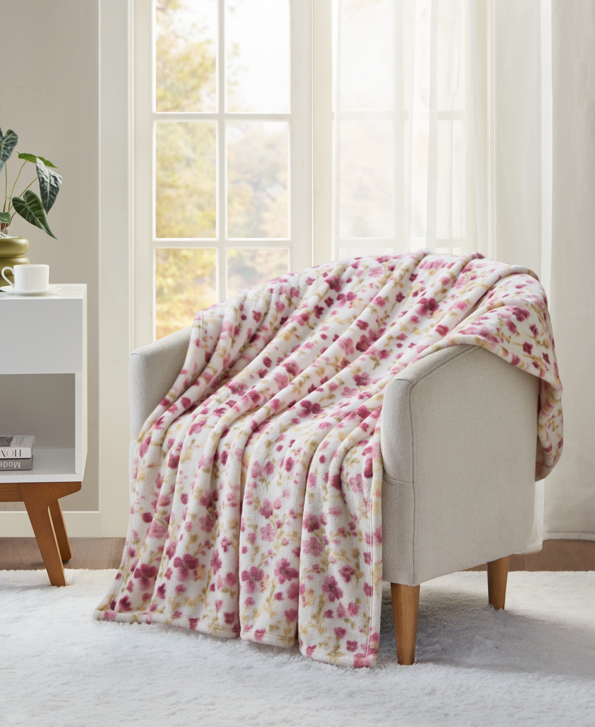 Click here for Premier Comfort Cozy Plush Printed Throw  50 x 70... prices