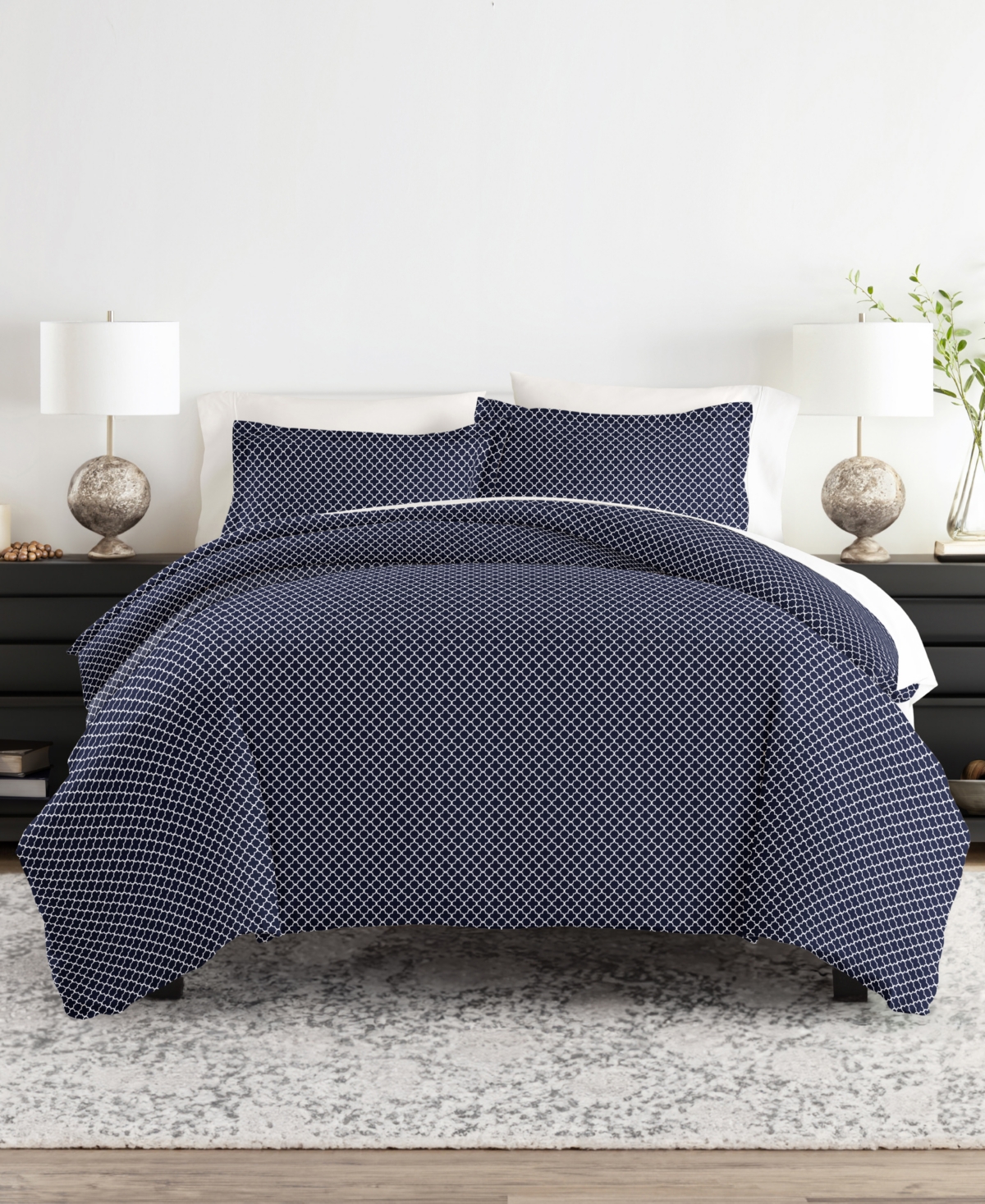 Click here for ienjoy Home Elegant Designs Patterned Duvet Cover... prices