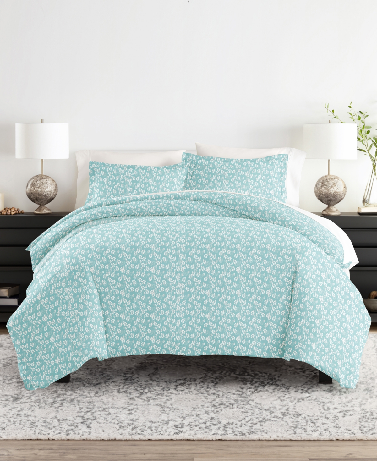 Click here for ienjoy Home Elegant Designs Patterned Duvet Cover... prices