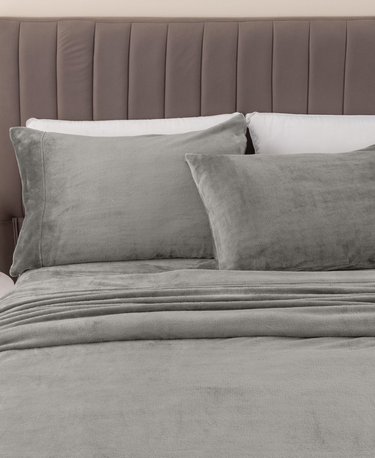 Click here for Linery & Co. Ultra-Soft Velvet Plush Solid Sheet S... prices