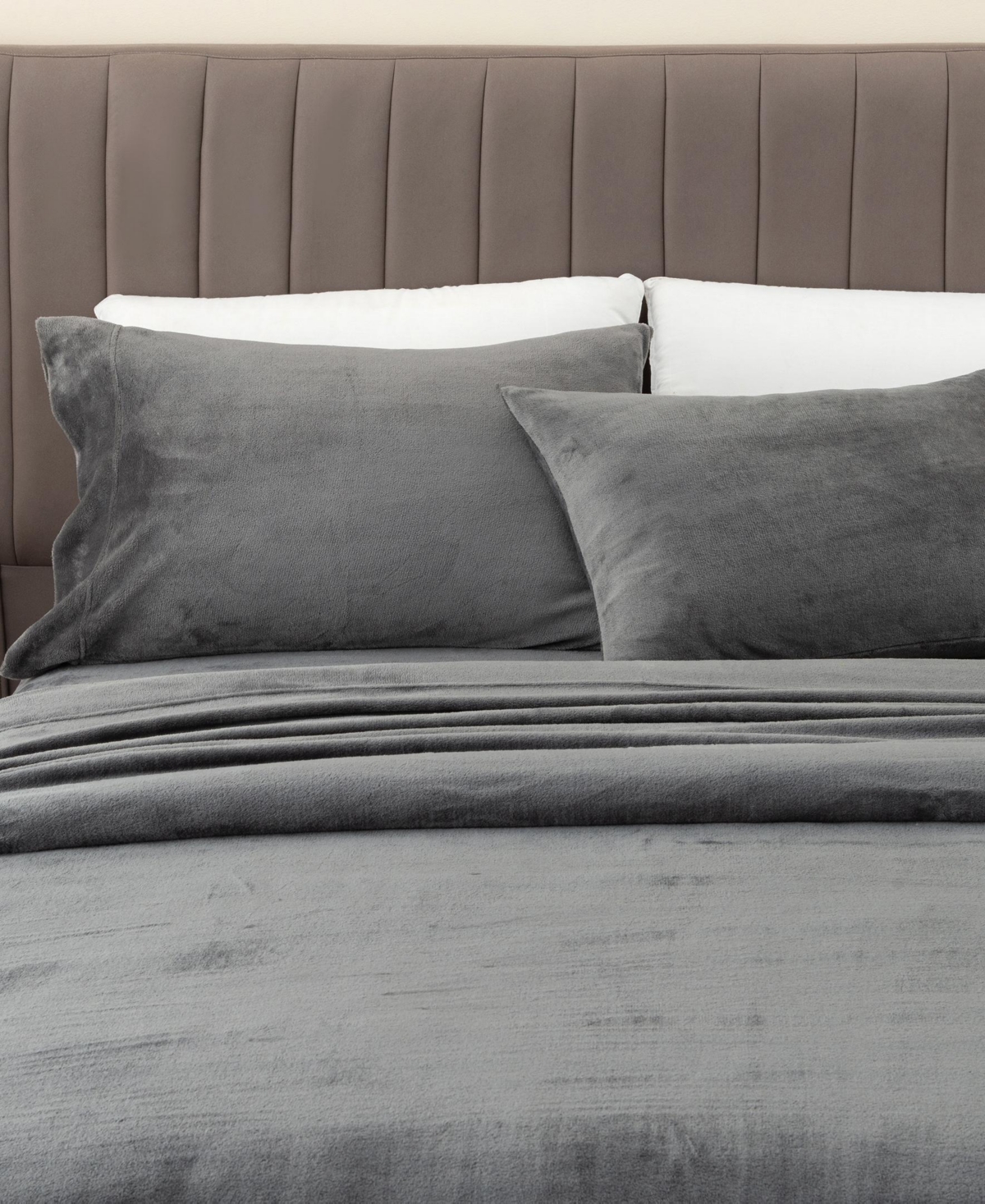 Click here for Linery & Co. Ultra-Soft Velvet Plush Solid Sheet S... prices