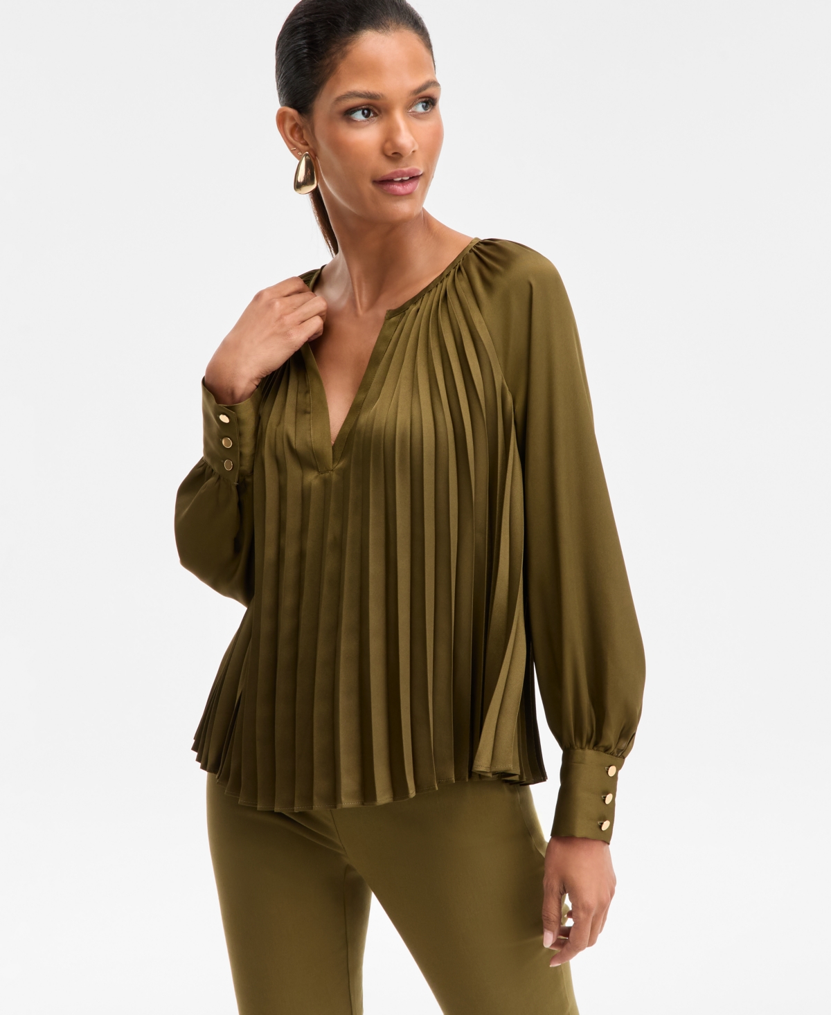 Click here for I.n.c. International Concepts Womens Pleated V-Nec... prices