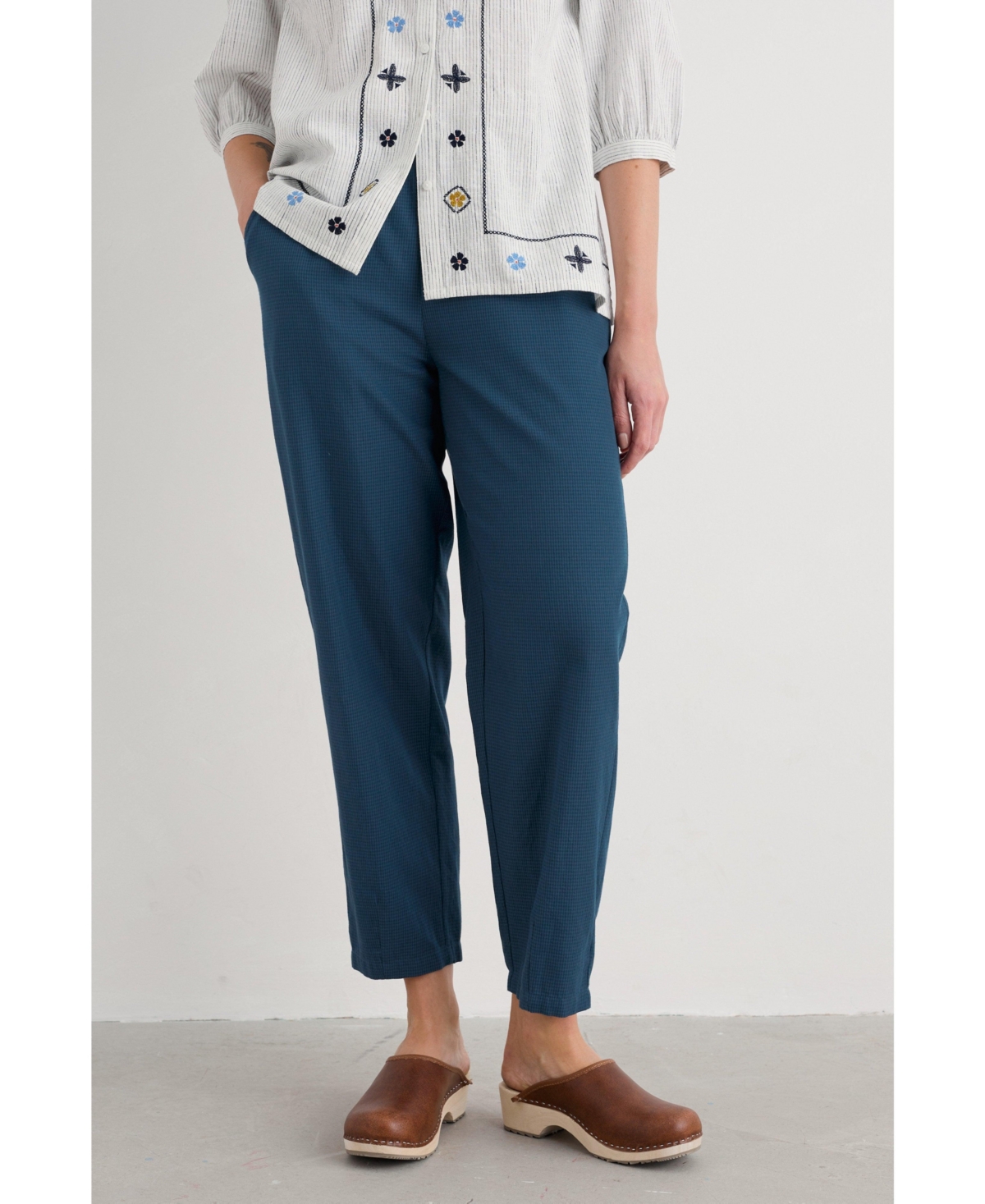 Click here for Seasalt Cornwall Womens Vow Cave Pants - Forest ga... prices