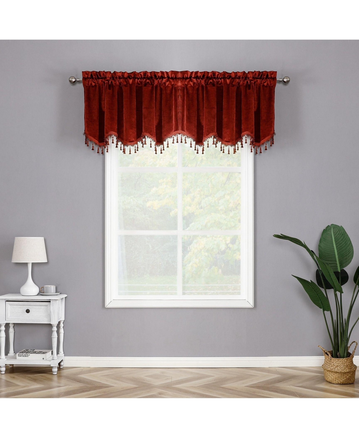 Click here for Kate Aurora Royal Living 2 Pack Beaded Tassel Trim... prices